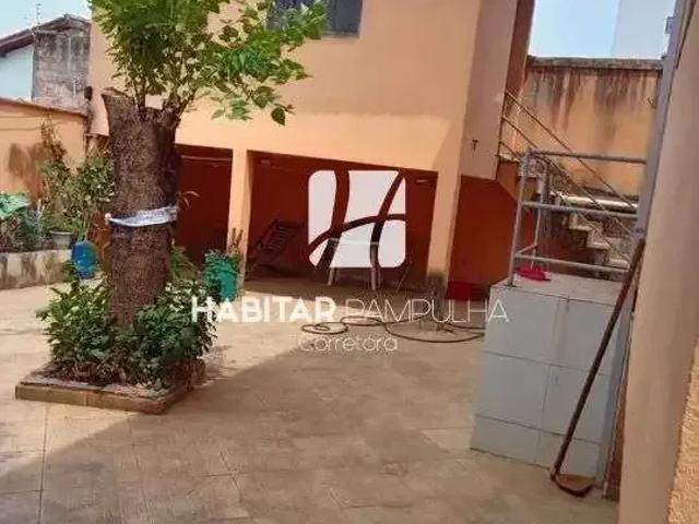 Casa / Sobrado para Venda em Belo Horizonte/MG Santa Mônica 3 Quartos