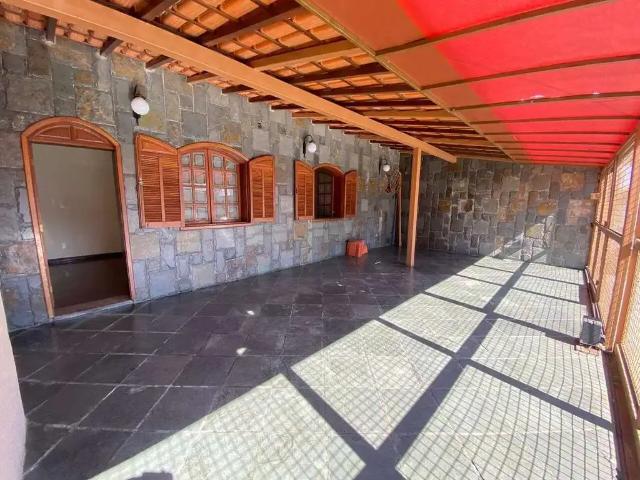 Casa / Sobrado para Venda em Belo Horizonte/MG Santa Mônica 3 Quartos