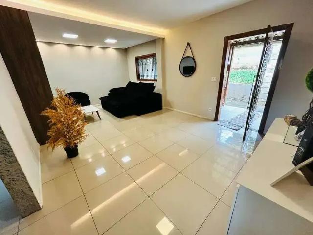 Casa / Sobrado para Venda em Belo Horizonte/MG Santa Mônica 3 Quartos