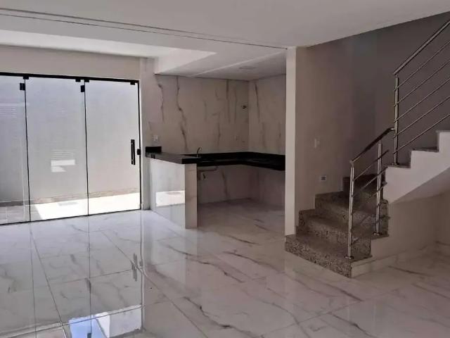 Casa / Sobrado para Venda em Belo Horizonte/MG Santa Mônica 3 Quartos
