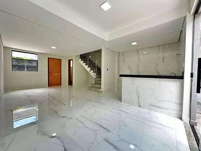 Casa / Sobrado para Venda em Belo Horizonte/MG Santa Mônica 3 Quartos