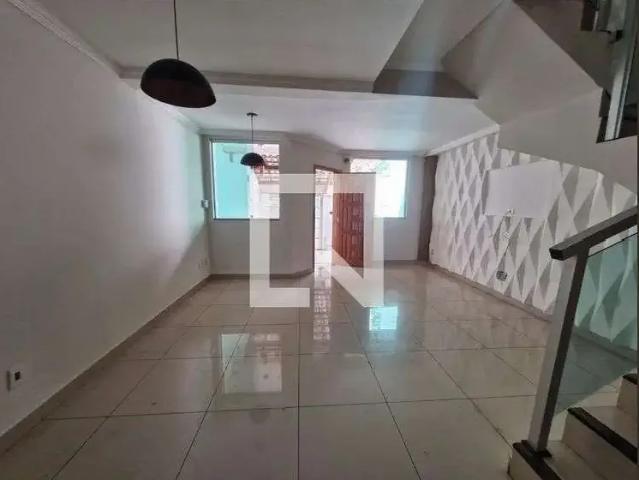 Casa / Sobrado para Venda em Belo Horizonte/MG Santa Mônica 3 Quartos