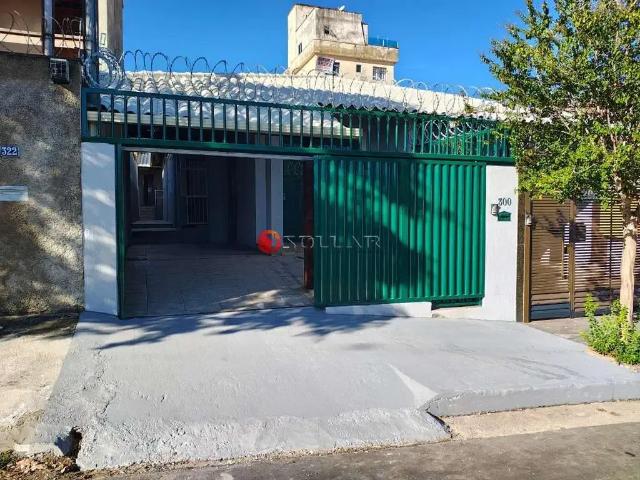 Casa / Sobrado para Venda em Belo Horizonte/MG Santa Mônica 3 Quartos