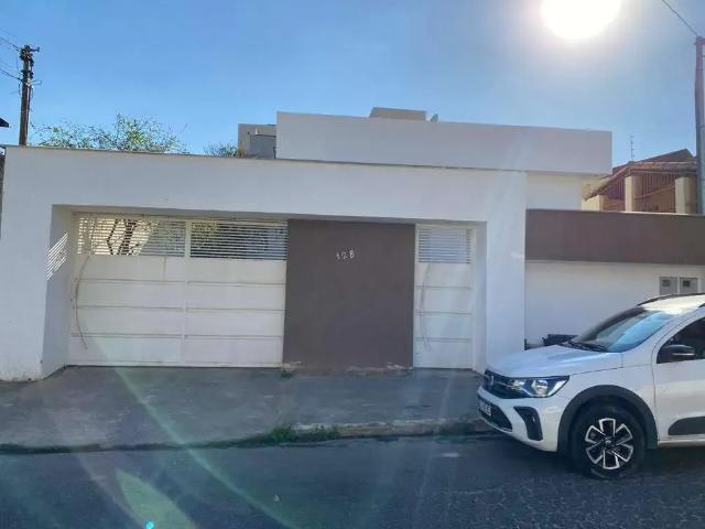 Casa / Sobrado para Venda em Belo Horizonte/MG Santa Mônica 3 Quartos