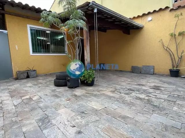 Casa / Sobrado para Venda em Belo Horizonte/MG Santa Mônica 3 Quartos