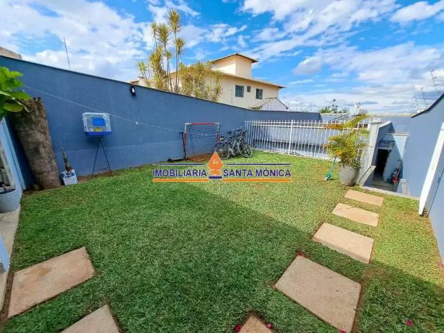 Casa / Sobrado para Venda em Belo Horizonte/MG Santa Mônica 3 Quartos