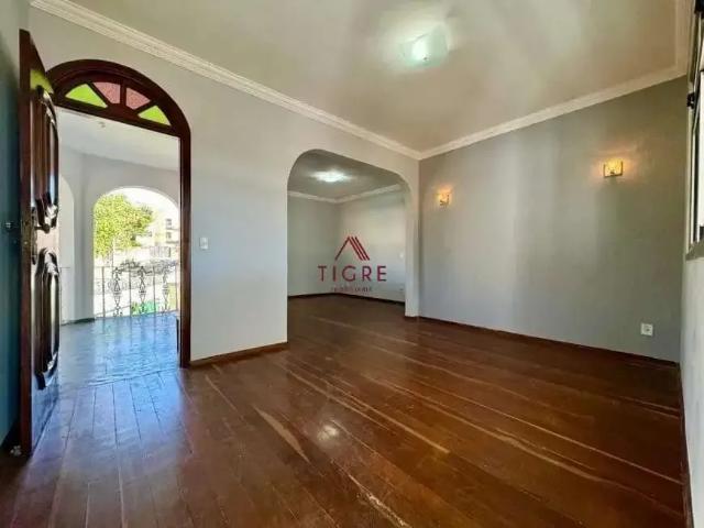 Casa / Sobrado para Venda em Belo Horizonte/MG Santa Amélia 4 Quartos