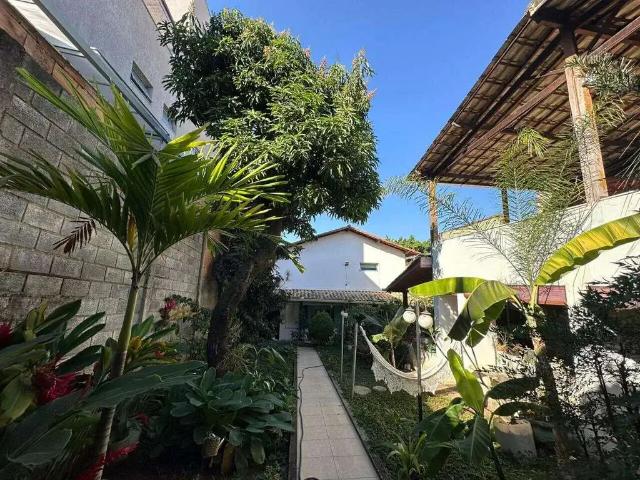 Casa / Sobrado para Venda em Belo Horizonte/MG Santa Amélia 4 Quartos