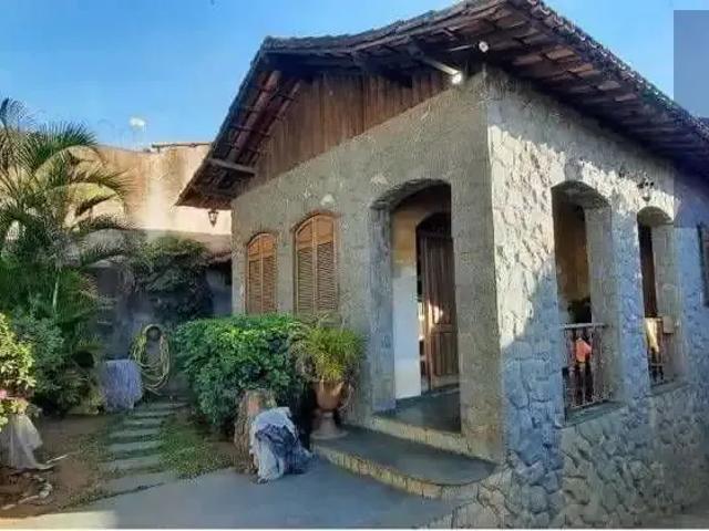 Casa / Sobrado para Venda em Belo Horizonte/MG Santa Amélia 4 Quartos