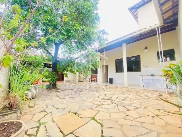 Casa / Sobrado para Venda em Belo Horizonte/MG Santa Amélia 5 Quartos