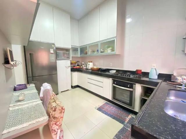 Casa / Sobrado para Venda em Belo Horizonte/MG Santa Amélia 5 Quartos