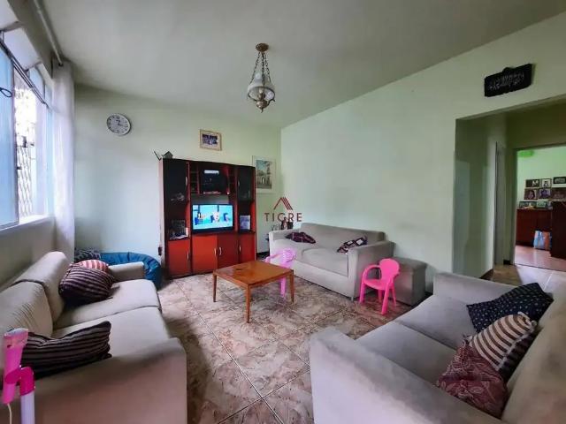 Casa / Sobrado para Venda em Belo Horizonte/MG Santa Amélia 5 Quartos