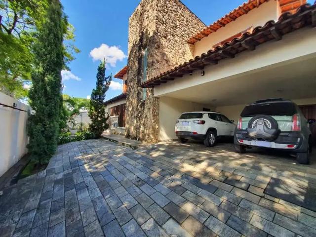 Casa / Sobrado para Venda em Belo Horizonte/MG Santa Amélia 5 Quartos