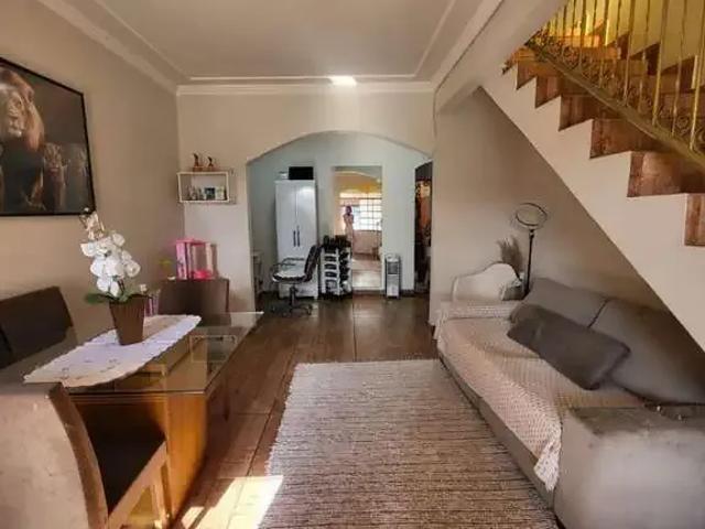 Casa / Sobrado para Venda em Belo Horizonte/MG Santa Amélia 2 Quartos