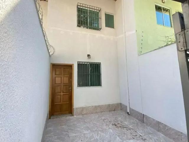 Casa / Sobrado para Venda em Belo Horizonte/MG Santa Amélia 2 Quartos