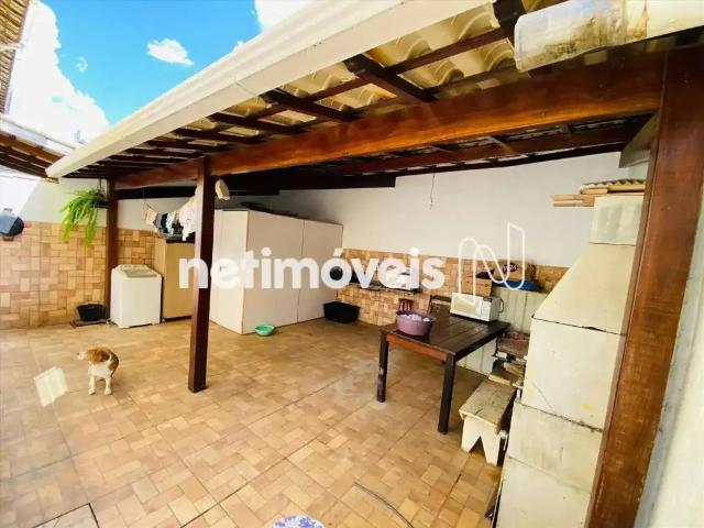 Casa / Sobrado para Venda em Belo Horizonte/MG Santa Amélia 2 Quartos