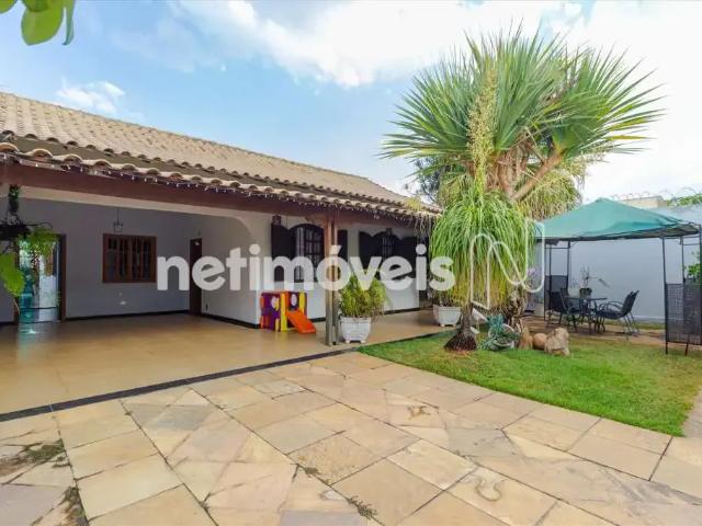 Casa / Sobrado para Venda em Belo Horizonte/MG Santa Amélia 3 Quartos