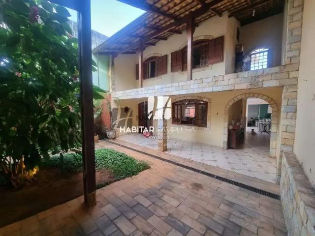 Casa / Sobrado para Venda em Belo Horizonte/MG Santa Amélia 3 Quartos