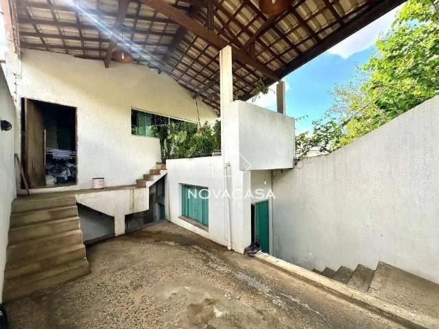 Casa / Sobrado para Venda em Belo Horizonte/MG Santa Amélia 3 Quartos
