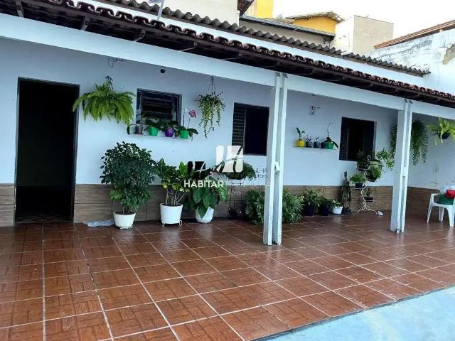 Casa / Sobrado para Venda em Belo Horizonte/MG Santa Amélia 3 Quartos
