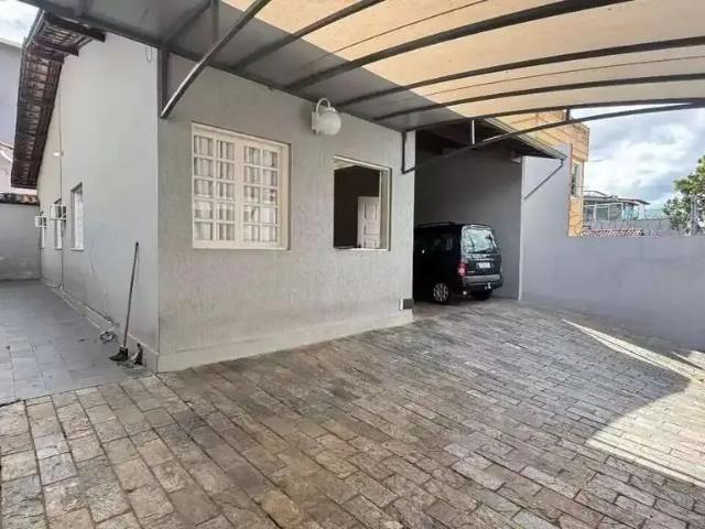 Casa / Sobrado para Venda em Belo Horizonte/MG Santa Amélia 3 Quartos
