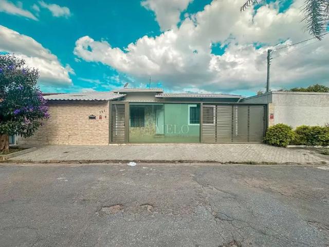 Casa / Sobrado para Venda em Belo Horizonte/MG Santa Amélia 3 Quartos