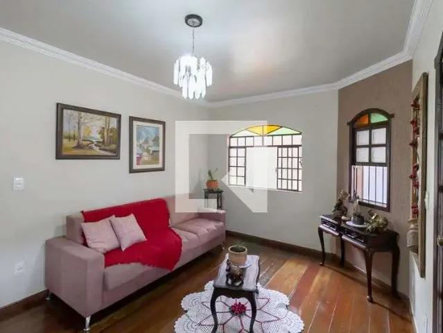 Casa / Sobrado para Venda em Belo Horizonte/MG Santa Amélia 3 Quartos