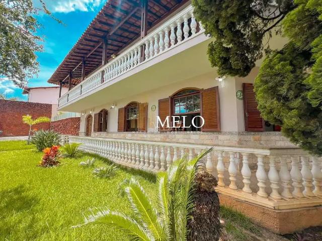 Casa / Sobrado para Venda em Belo Horizonte/MG Santa Branca 5 Quartos