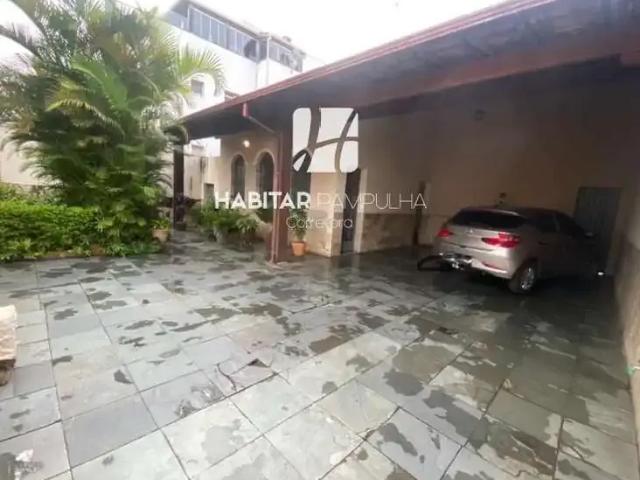 Casa / Sobrado para Venda em Belo Horizonte/MG Santa Branca 6 Quartos