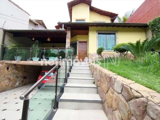 Casa / Sobrado para Venda em Belo Horizonte/MG Santa Branca 3 Quartos