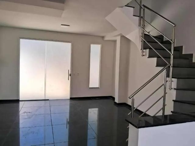 Casa / Sobrado para Venda em Belo Horizonte/MG Santa Branca 3 Quartos