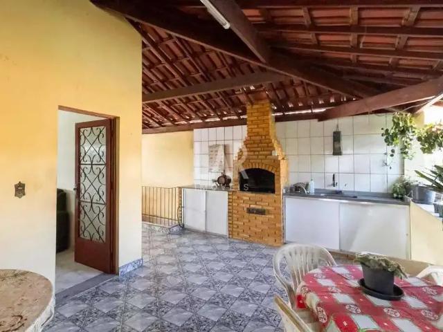 Casa / Sobrado para Venda em Belo Horizonte/MG Santa Branca 3 Quartos