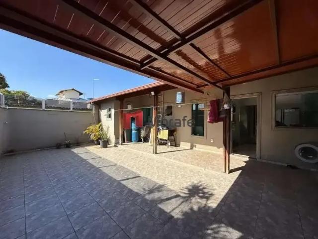 Casa / Sobrado para Venda em Belo Horizonte/MG Santa Branca 3 Quartos