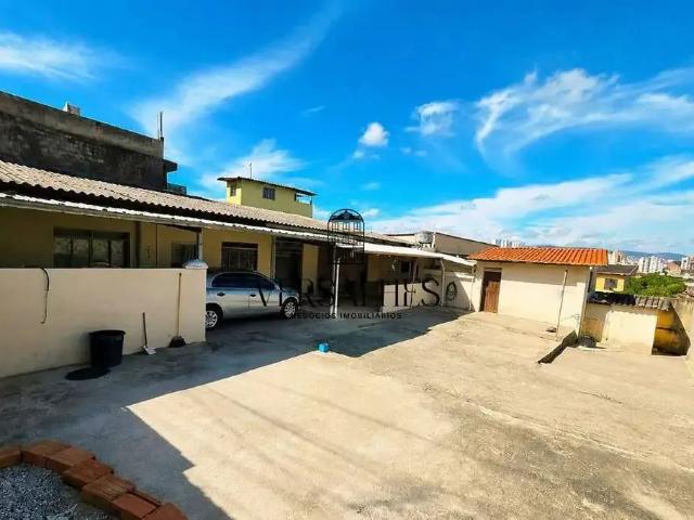 Casa / Sobrado para Venda em Belo Horizonte/MG Santa Cruz 4 Quartos