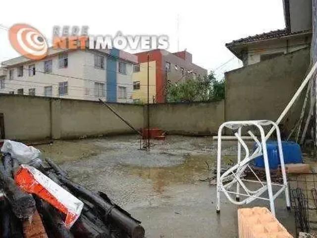 Casa / Sobrado para Venda em Belo Horizonte/MG Santa Efigênia 4 Quartos