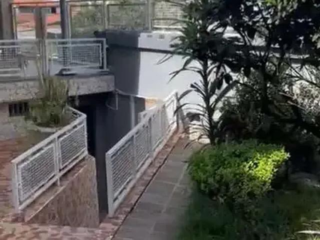 Casa / Sobrado para Venda em Belo Horizonte/MG Santa Inês 6 Quartos