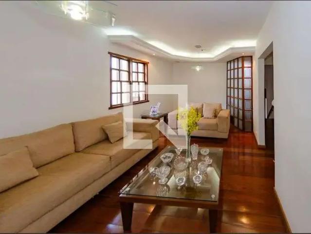 Casa / Sobrado para Venda em Belo Horizonte/MG Santa Lúcia 4 Quartos