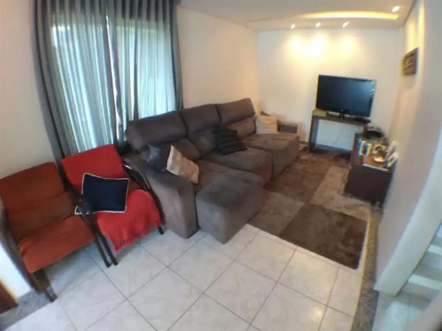 Casa / Sobrado para Venda em Belo Horizonte/MG Santa Lúcia 4 Quartos