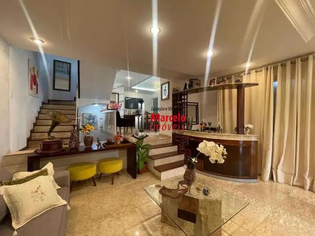 Casa / Sobrado para Venda em Belo Horizonte/MG Santa Lúcia 5 Quartos