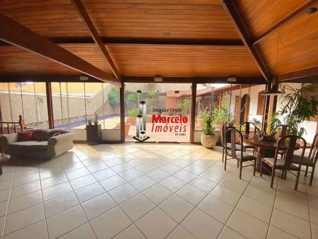 Casa / Sobrado para Venda em Belo Horizonte/MG Santa Lúcia 5 Quartos