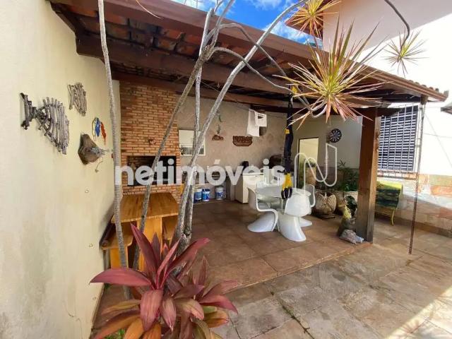Casa / Sobrado para Venda em Belo Horizonte/MG Santa Rosa 4 Quartos