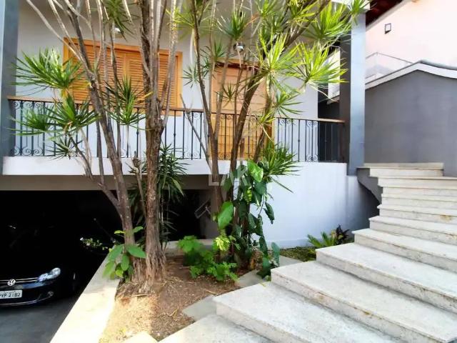 Casa / Sobrado para Venda em Belo Horizonte/MG Santa Tereza 5 Quartos