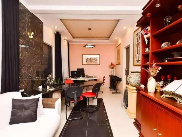 Casa / Sobrado para Venda em Belo Horizonte/MG Santa Tereza 6 Quartos