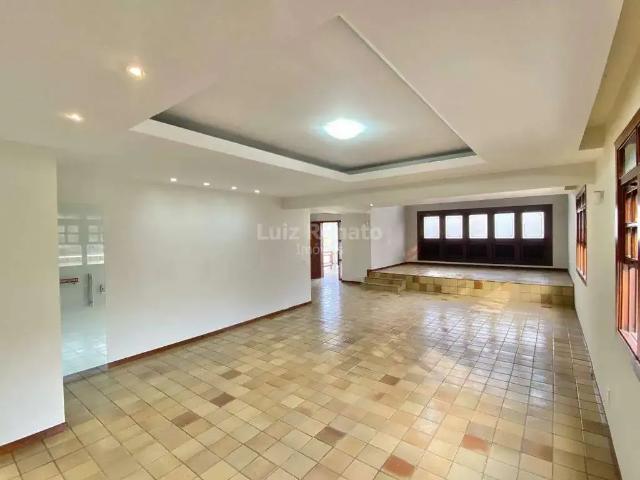 Casa / Sobrado para Venda em Belo Horizonte/MG Santa Tereza 8 Quartos