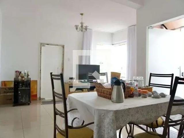 Casa / Sobrado para Venda em Belo Horizonte/MG Santa Tereza 2 Quartos