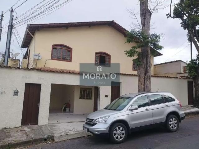 Casa / Sobrado para Venda em Belo Horizonte/MG Santa Terezinha 3 Quartos