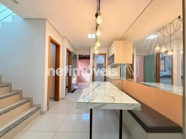 Casa / Sobrado para Venda em Belo Horizonte/MG Santa Terezinha 3 Quartos