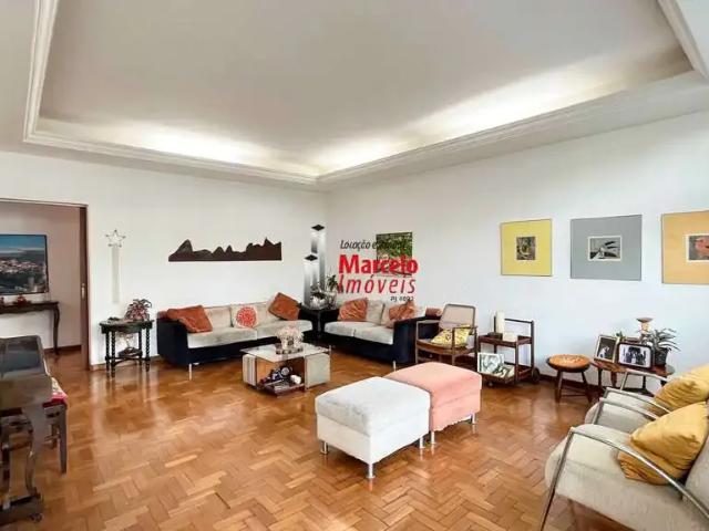 Casa / Sobrado para Venda em Belo Horizonte/MG Serra 7 Quartos