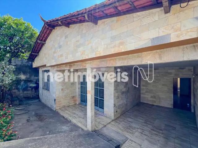 Casa / Sobrado para Venda em Belo Horizonte/MG Serrano 3 Quartos