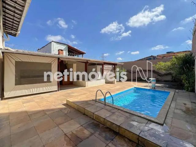 Casa / Sobrado para Venda em Belo Horizonte/MG Serrano 4 Quartos